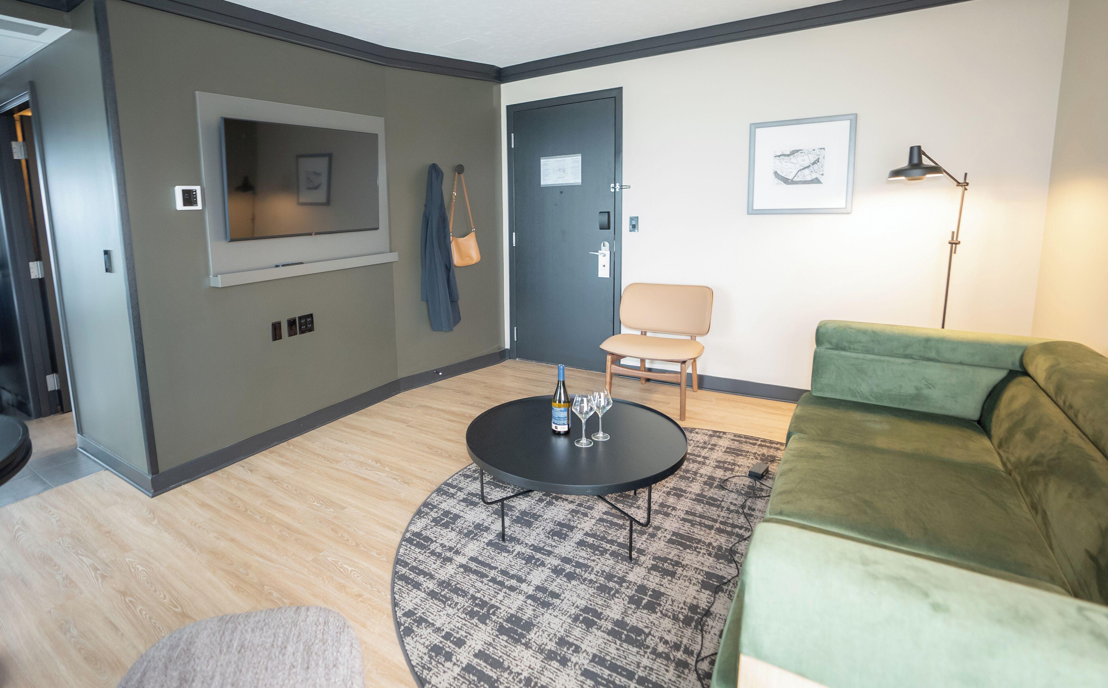 HOTEL BROOKSTREET | ⋆⋆⋆⋆ | OTTAWA, CANADA | SEASON DEALS FROM $132